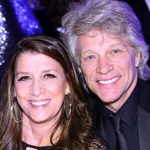 Shelly Beard's Instagram, Twitter & Facebook on IDCrawl